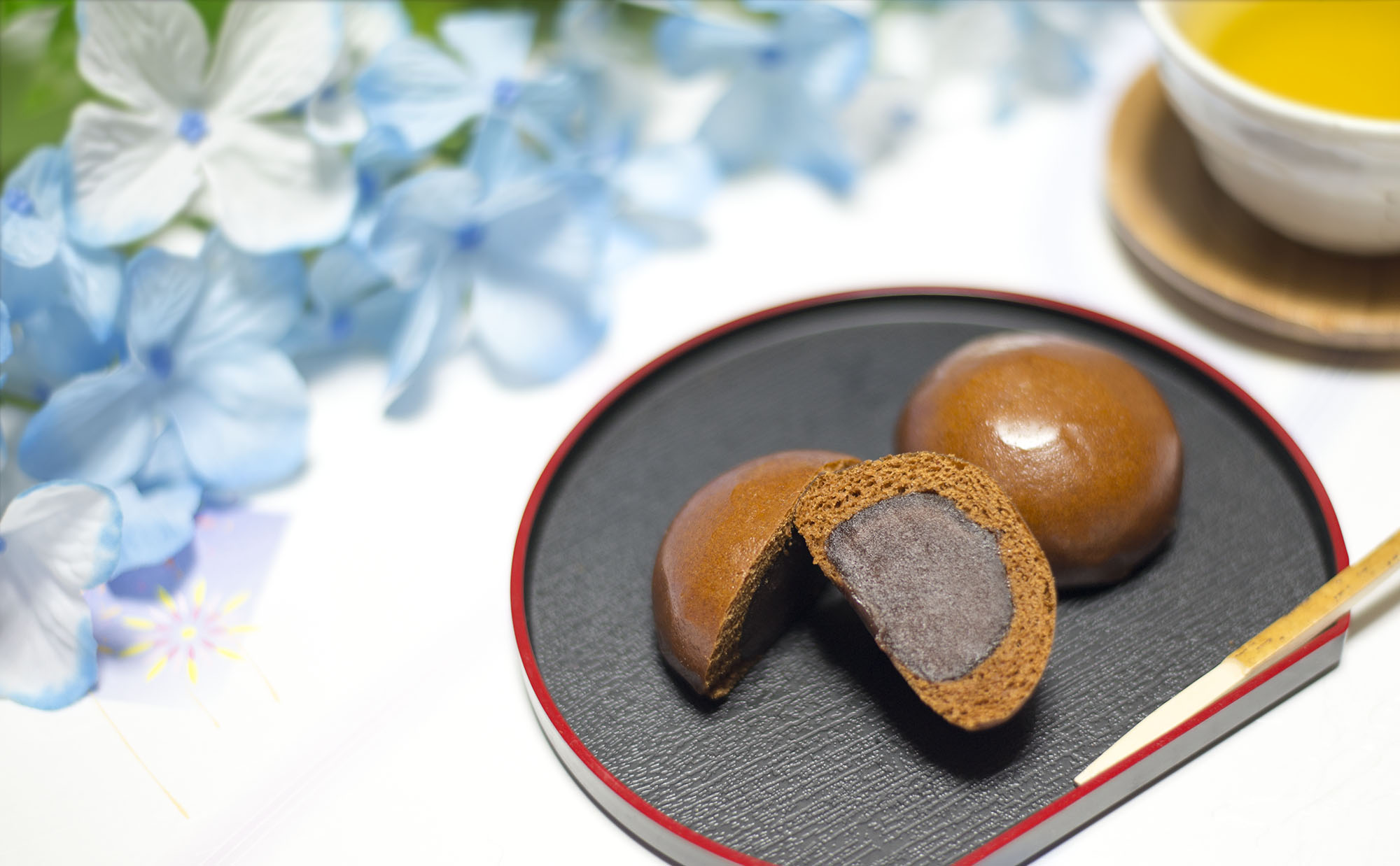 和菓子（饅頭とかしわ餅）のフリー写真素材1 - カフィネット